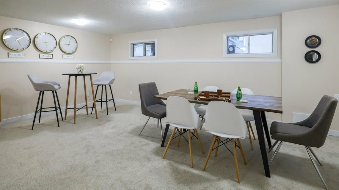 Occupied vs. Vacant Staging: Which is Right for Your Home? - The ...